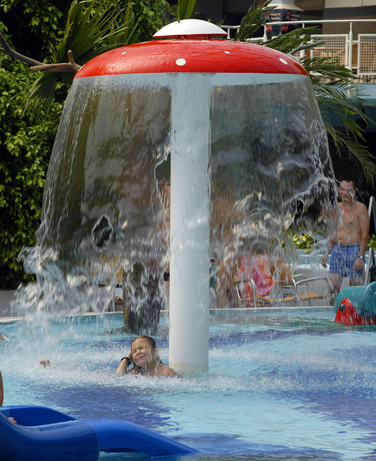 Mushroom Water Feature Pool ANMSALES 350F Small Water Mushroom And
