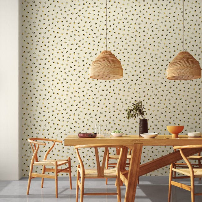 Traditional wallpaper - Leopard Dots - Scion - animal print / green / beige