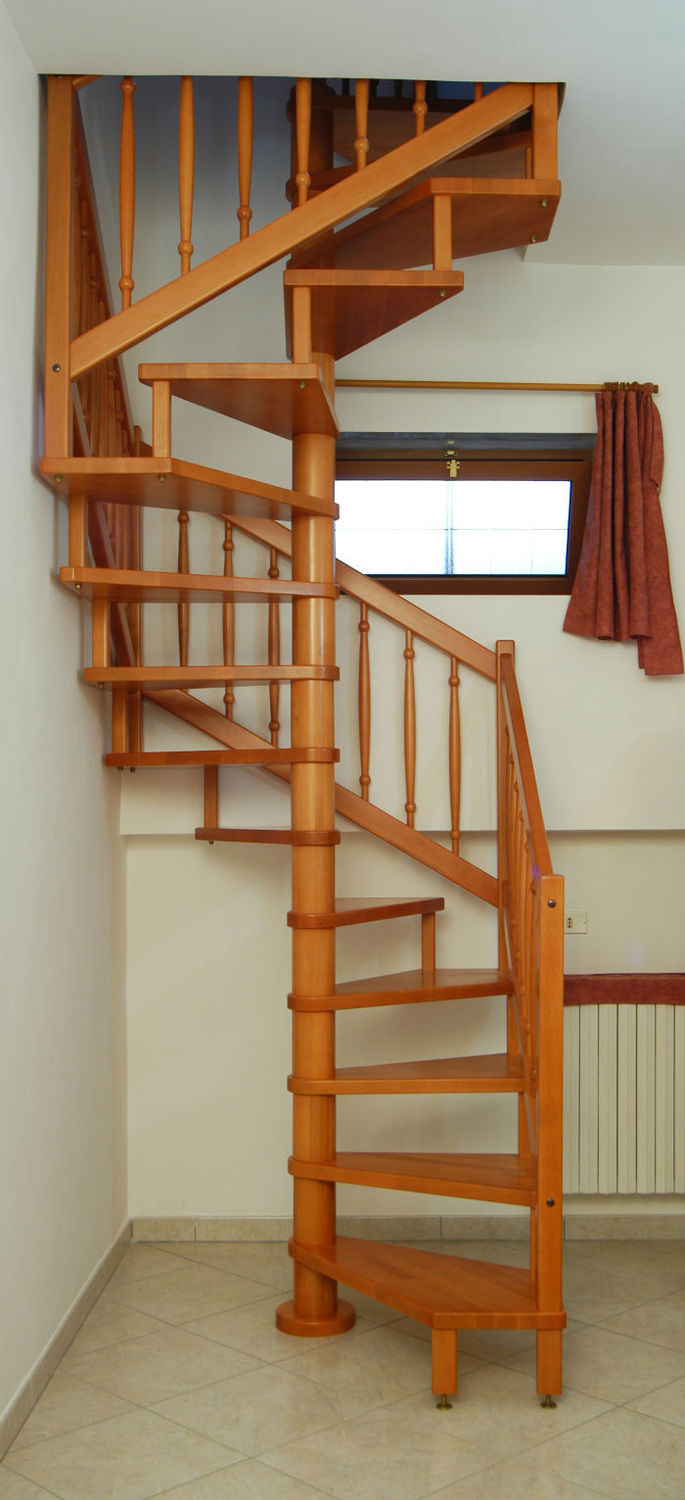 Square spiral staircase - SATURNO LEGNO - Ci. Erre Scale - wooden step ...