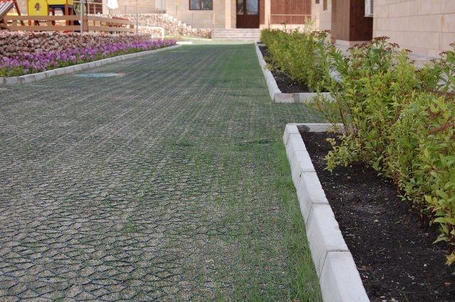 High-density polyethylene (HDPE) grating - GARDEN GRID MODÌ - Claudioforesi