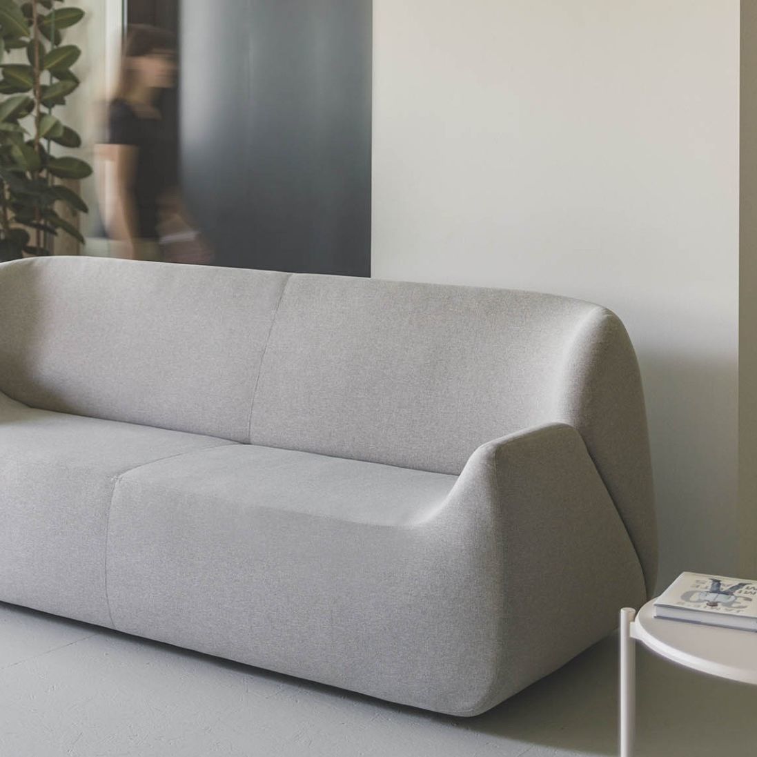 Black sofa - ALADDIN - True Design srl - red / fabric / foam