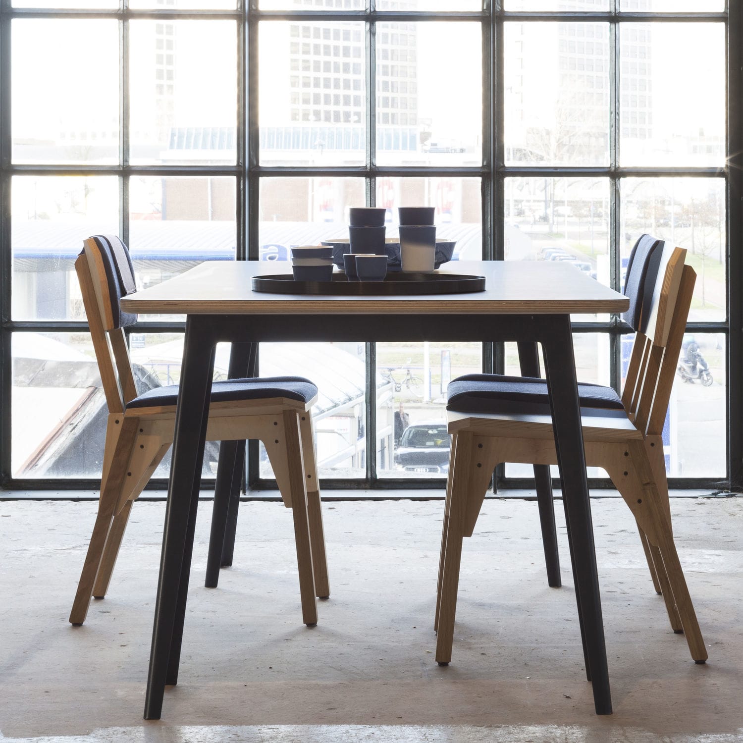Contemporary dining table - Trestle - VIJ5 - oak / American walnut ...