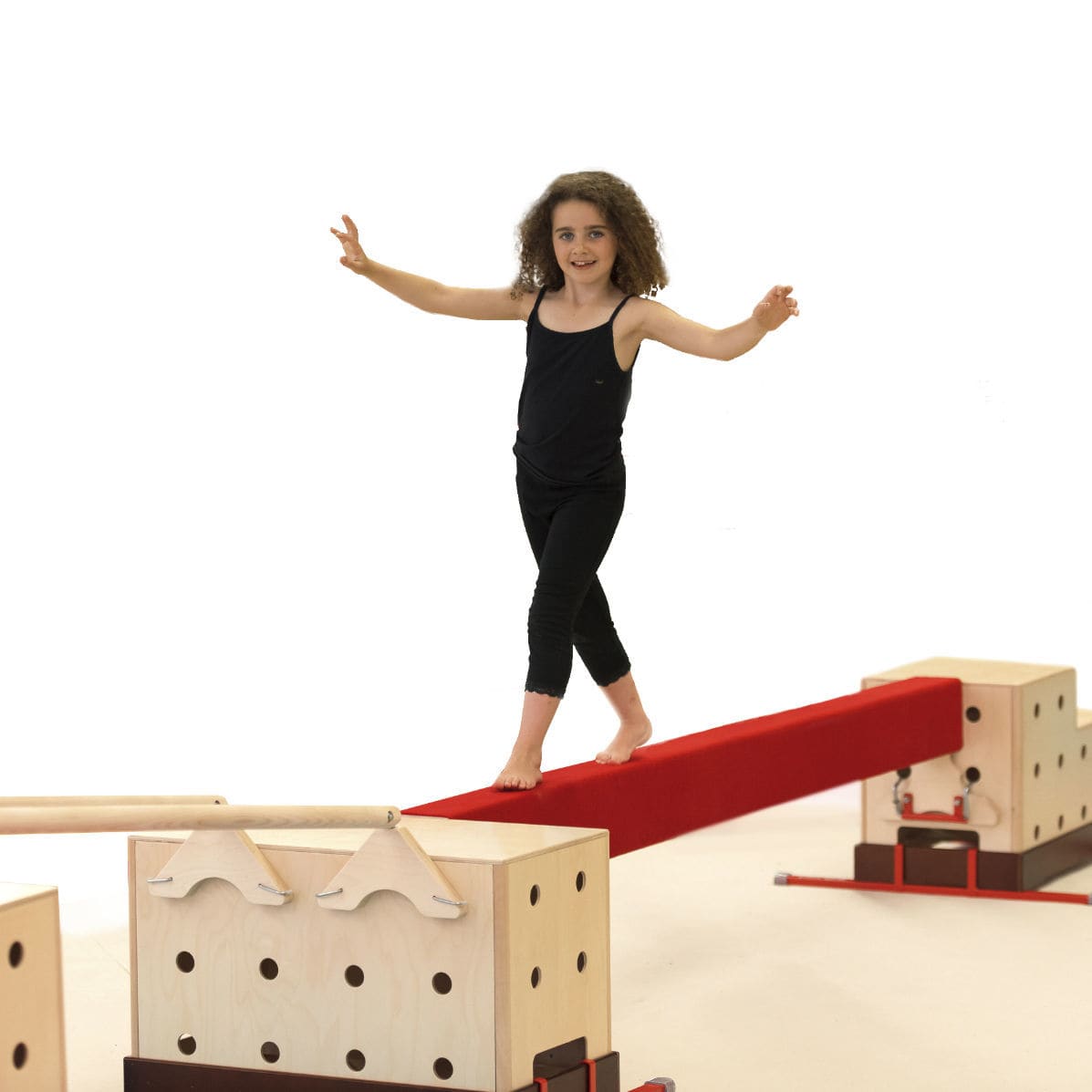 Gymnastics balance beam - 0041 - GYMNOVA