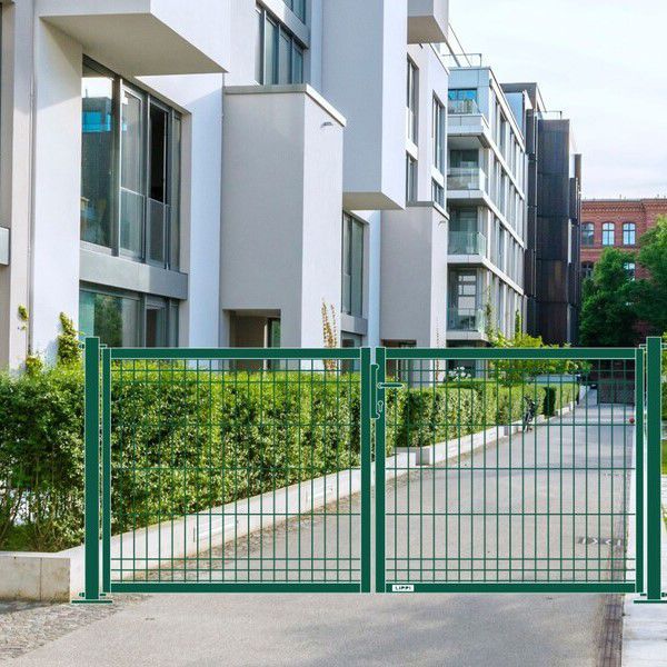 Swing gate - Essentiel - LIPPI - right / left / thermo-lacquered steel