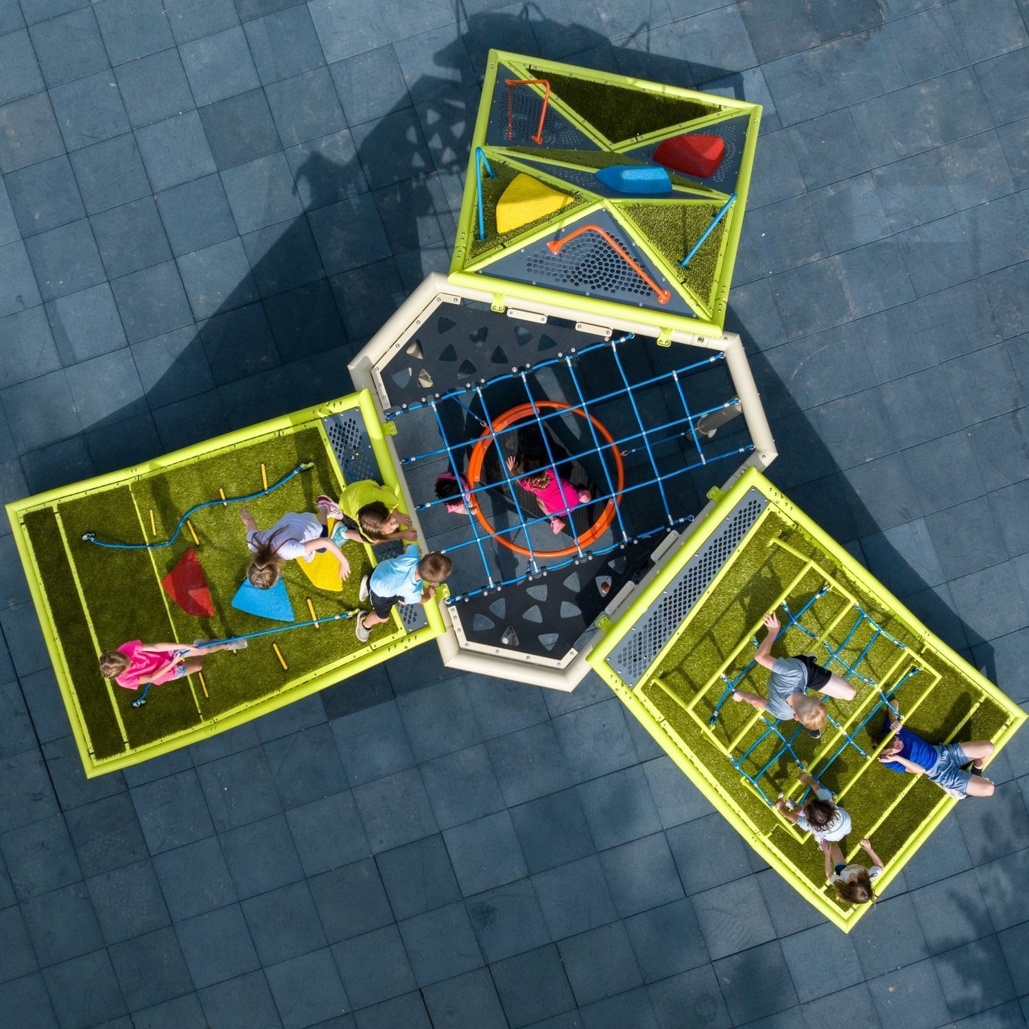 Climbing structure with trampoline - PLAYHILLS™ - PLAYWORLD - for ...