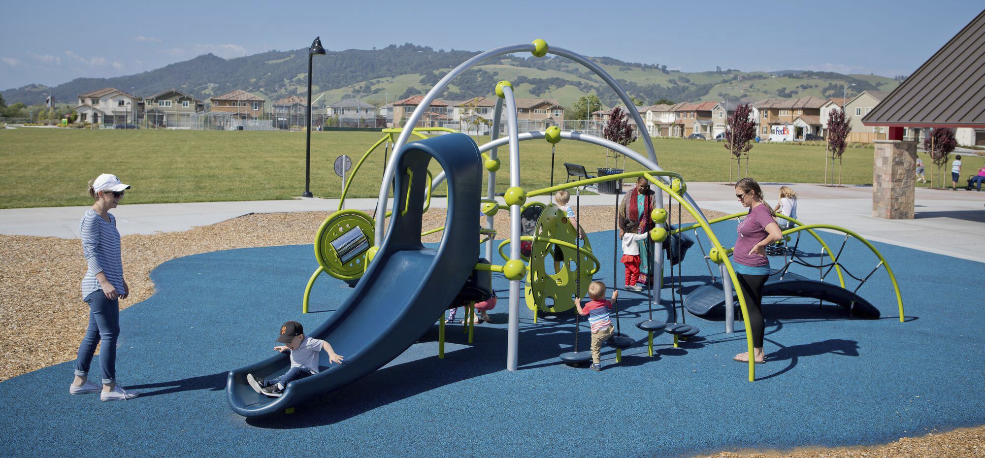 Playground structure - Design 7665 - LANDSCAPE STRUCTURES - stainless ...