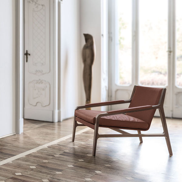 Contemporary armchair - MARGOT - ALIVAR - fabric / leather / walnut