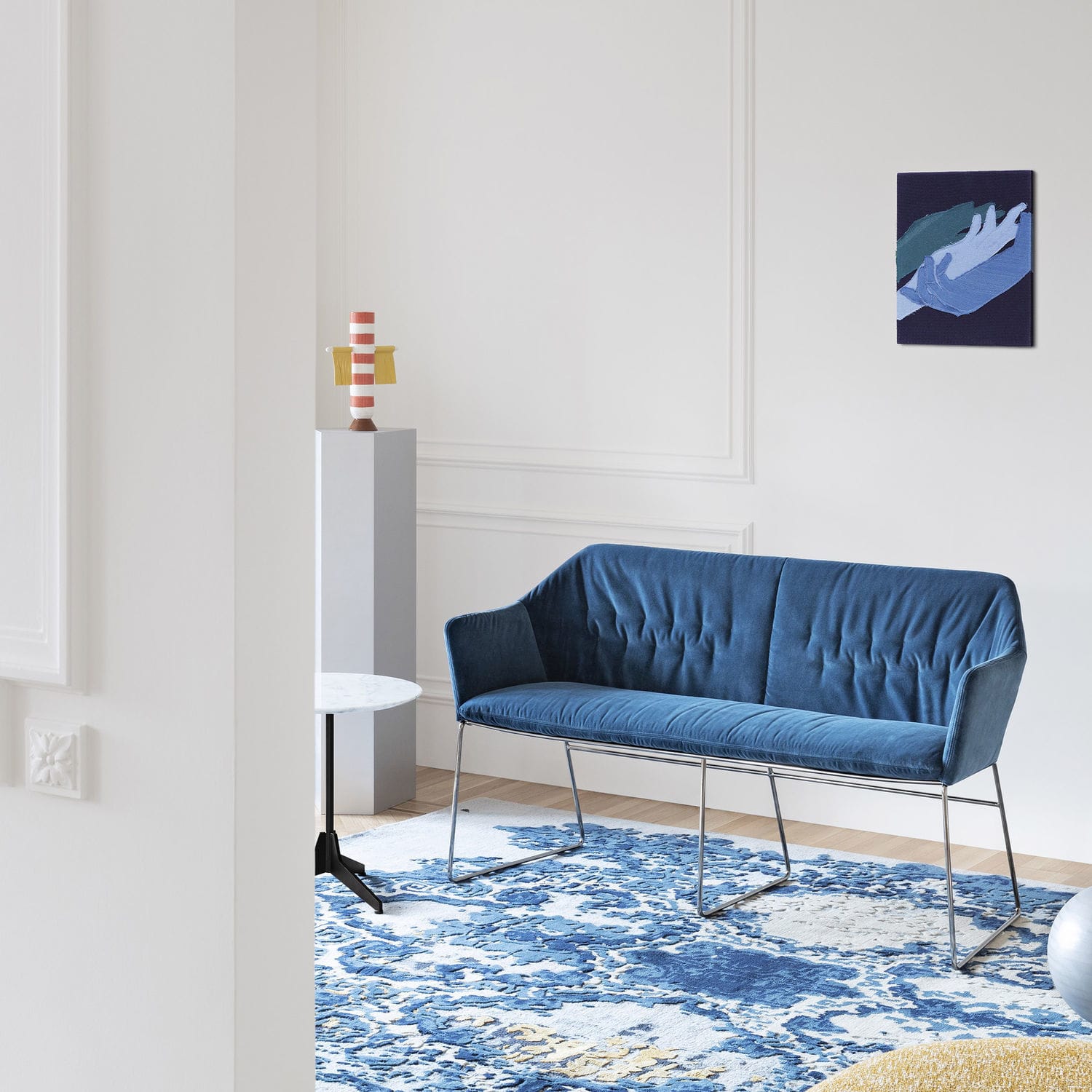 Contemporary upholstered bench - NEW YORK - saba - fabric / metal base ...