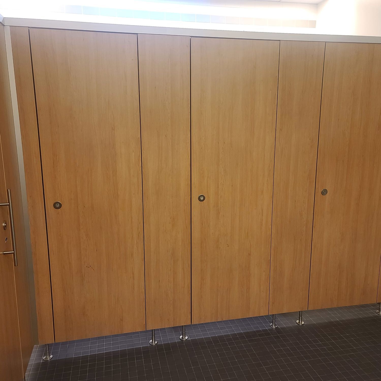 Washroom partition - NiUU one F Superfront - KEMMLIT-Bauelemente GmbH