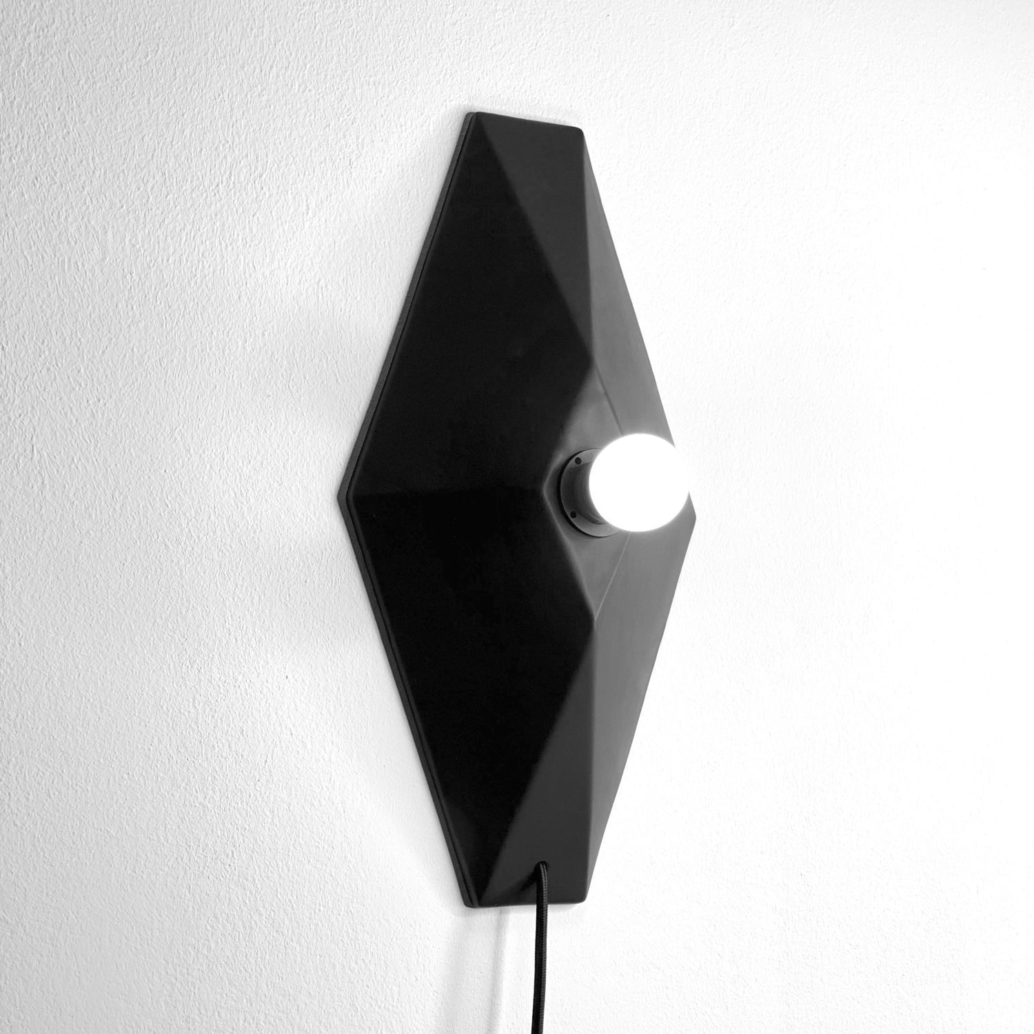 Minimalist design wall light - VECTOR - neo - indoor / ceramic / géometric