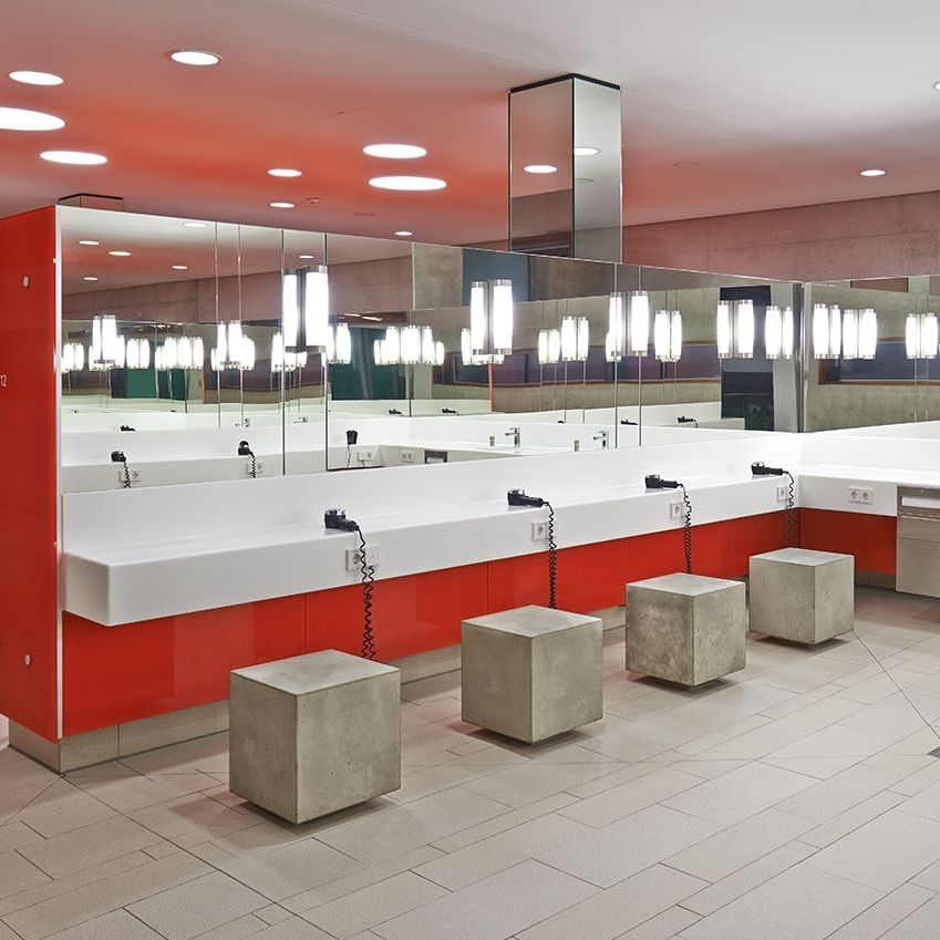 Contemporary bathroom - MWT - Schaefer-Trennwandsysteme - ceramic ...