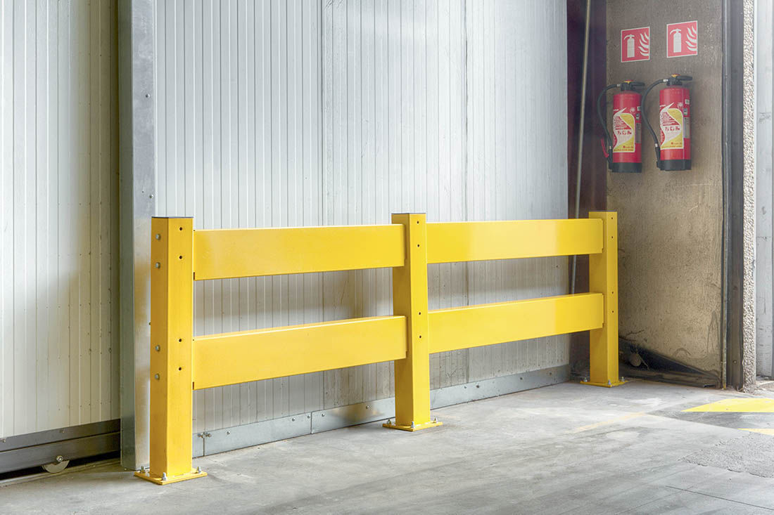 Steel edge fall protection - guard rail - MANORGA