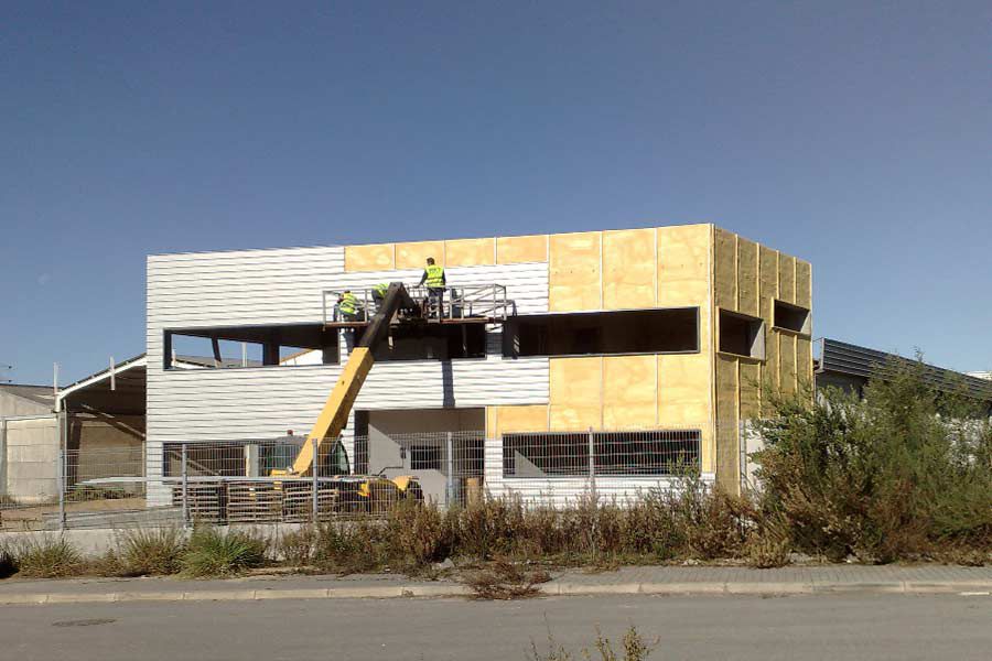 Panel cladding - PNB - sheet metal / ribbed / smooth