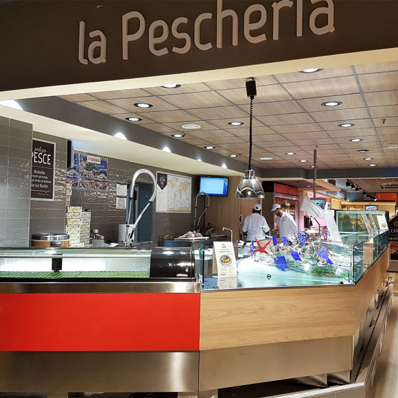 Counter refrigerated display case - La Fortezza S.p.A. - fishmonger ...