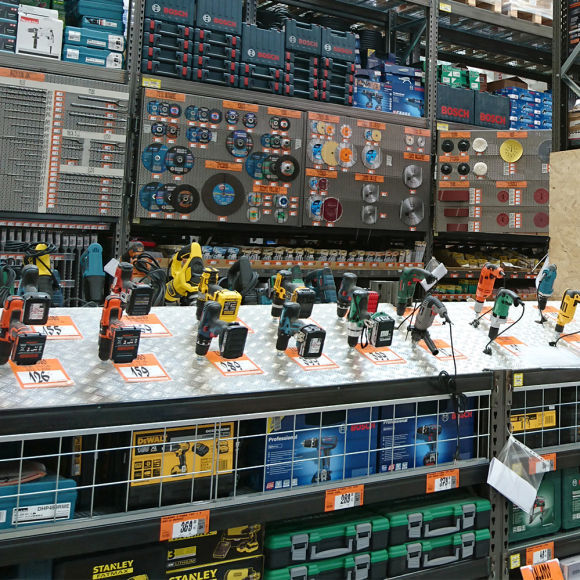 Commercial shelving - D.I.Y. & BUILDER’S MERCHANTS - La Fortezza S.p.A ...