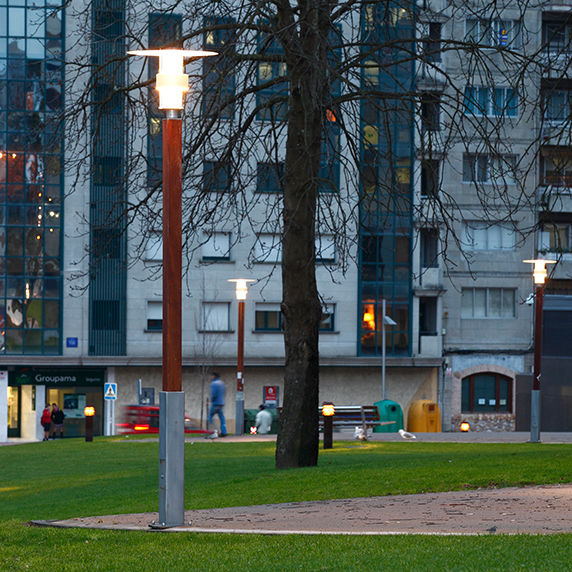 Urban lamp post - EMPATHY - Setga - contemporary / stainless steel / PMMA