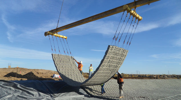 Cellular concrete block - ARMORFLEX® - Contech - for retaining walls ...