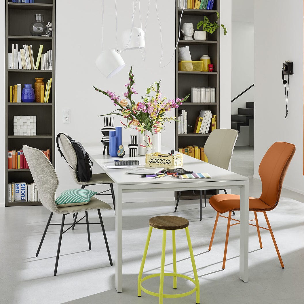 Contemporary dining chair - NEVIO - Musterring - indoor / fabric / leather