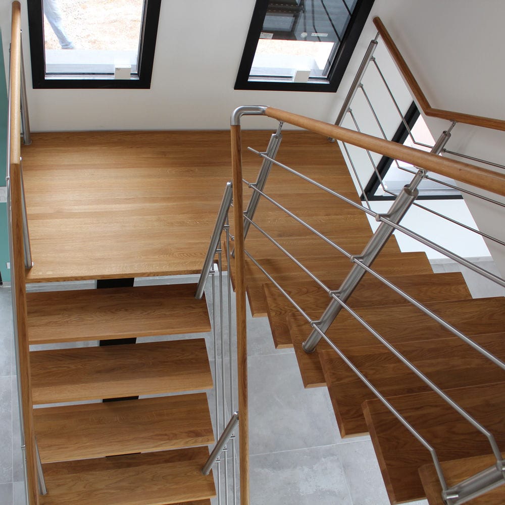 Half-turn staircase - La Maestria - wooden step / stainless steel frame ...