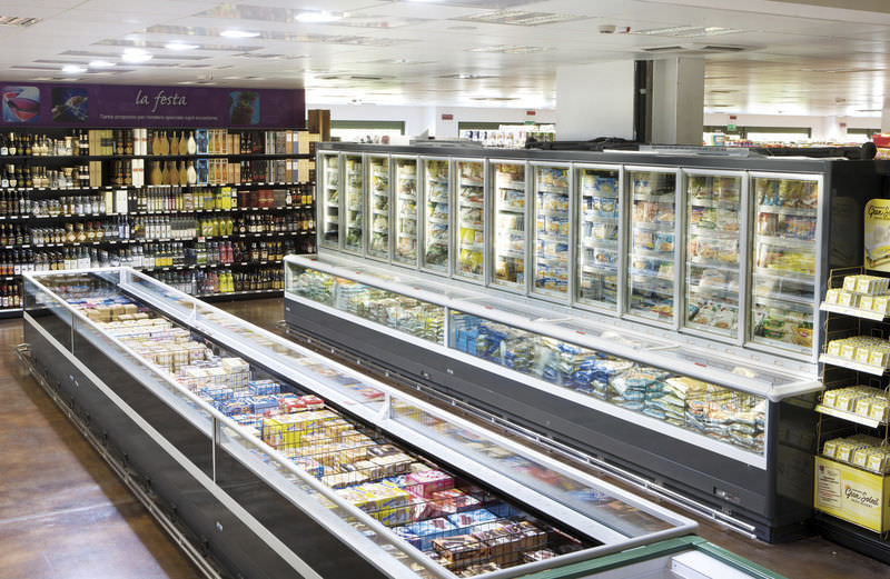 Island refrigerated display case - OBLIQUE 3 - Bonnet Neve - for shop ...