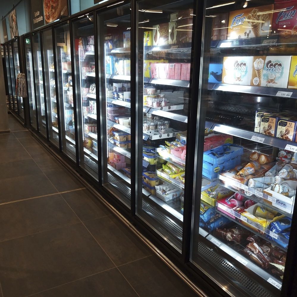 Upright refrigerated display case - ATLANTIC - Frost-trol S.A. - for ...