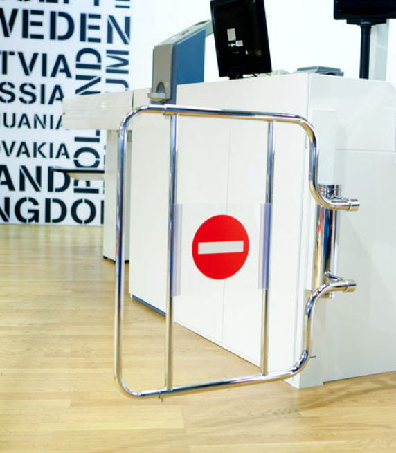 Half-height turnstile - CHECKOUT CLOSER - ITAB Shop Concept AB - security / glass / for public ...
