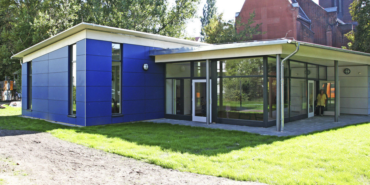 Prefab building - DAY CARE CENTRE BERLIN - SÄBU - modular / steel ...