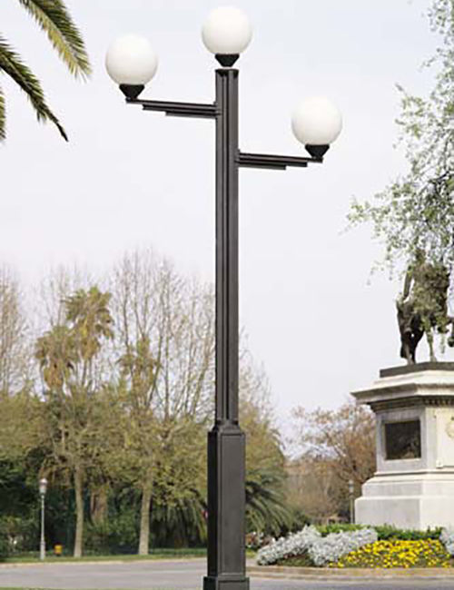 Urban lamp post - ESPAÑOLETO - Colomer - contemporary / cast iron / zinc