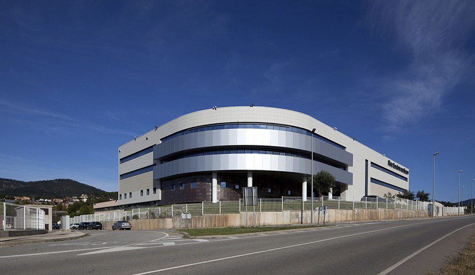 Prefab building - MUTUA TERRASSA PARC LOGISTIC - HORMIPRESA - concrete ...