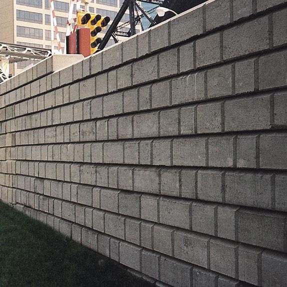 Solid concrete block - DURAHOLD® - UNILOCK - for garden enclosures ...