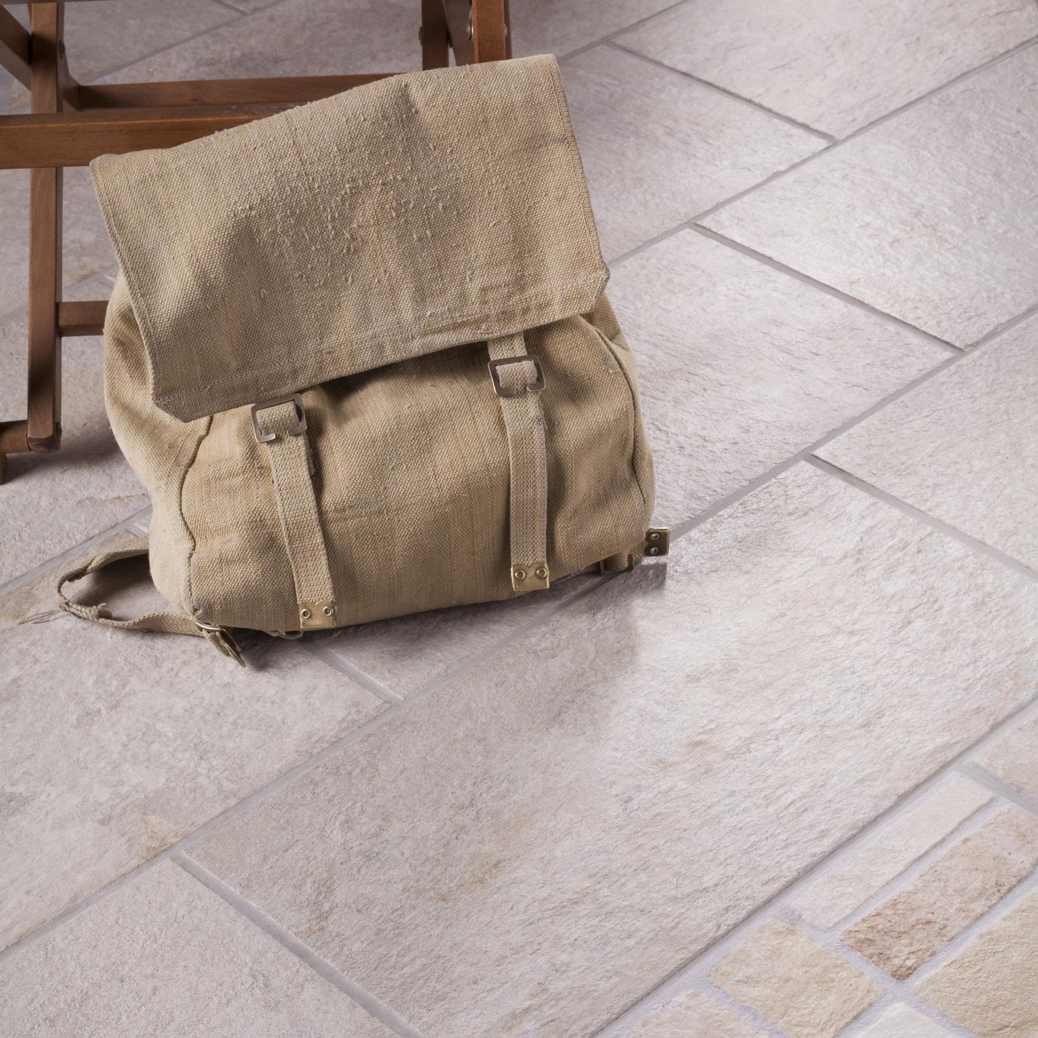 Porcelain stoneware tile - TWINS - Polis - matte / indoor / living room