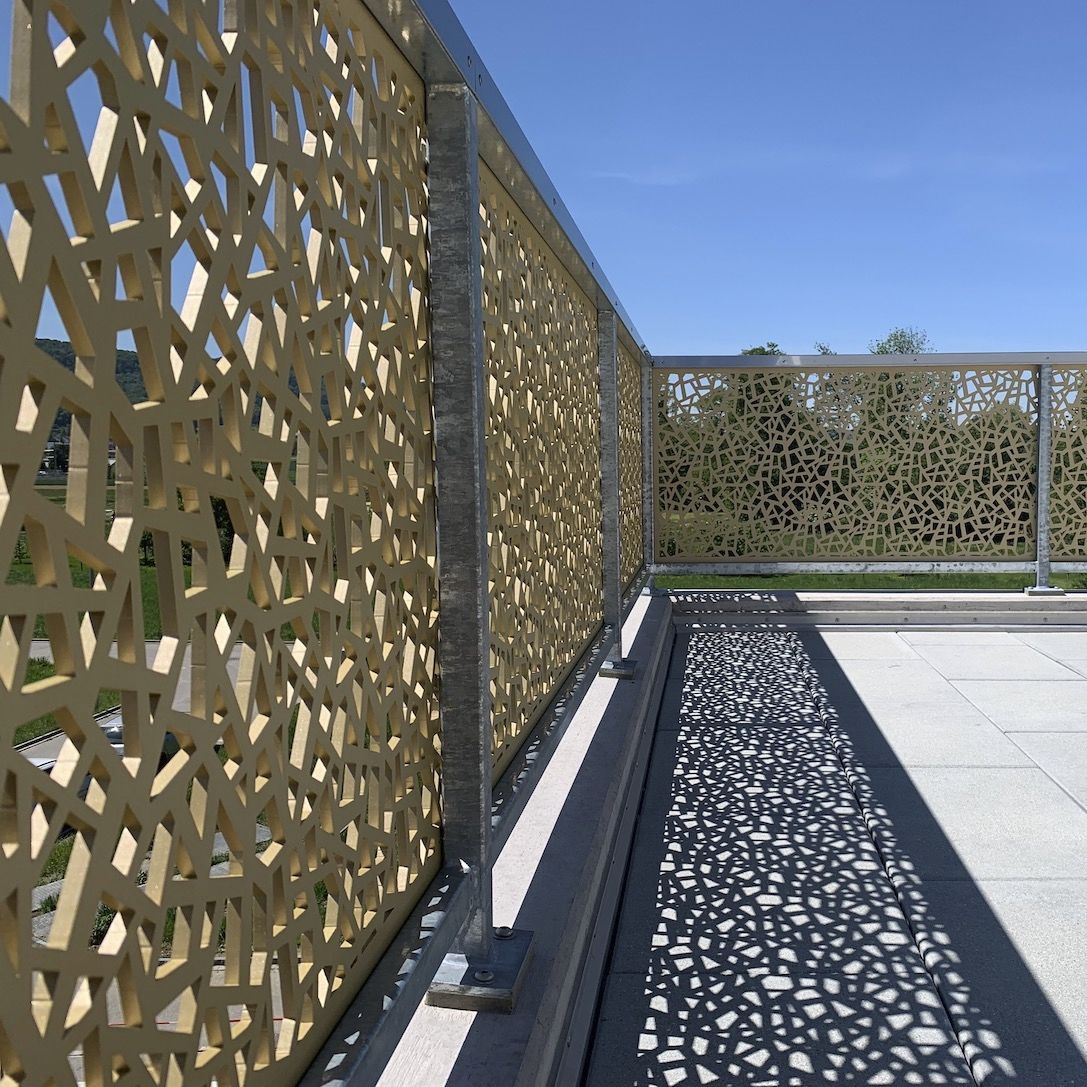 HPL railing - CELLON ELBLINGSTRASSE 5 ETTINGEN - Bruag Design Factory ...