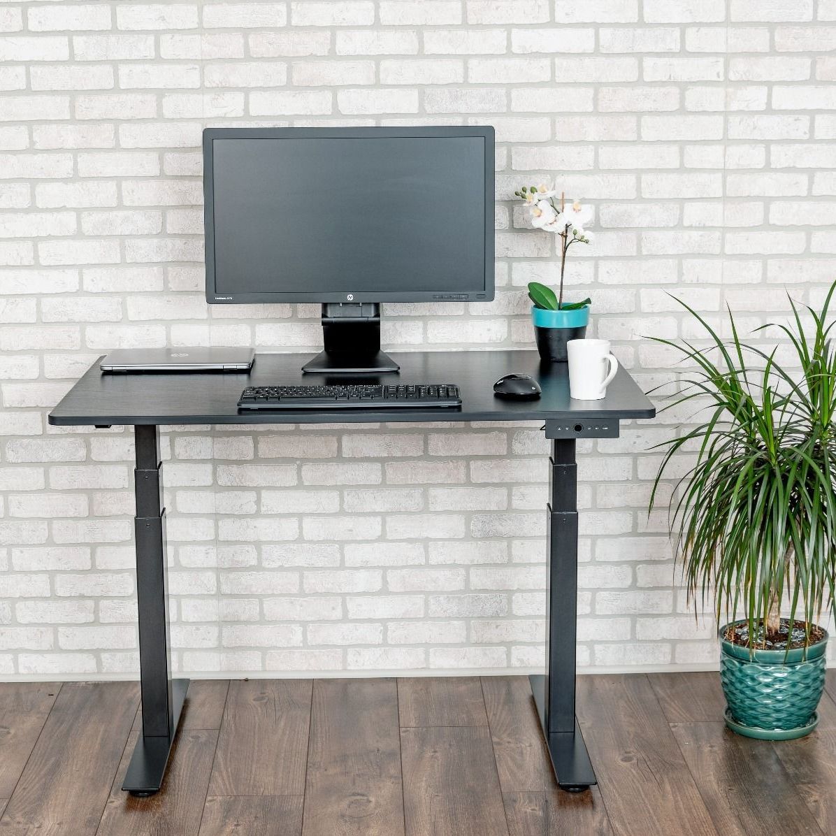 Free-standing desk - STANDE - Luxor - contemporary / steel / straight
