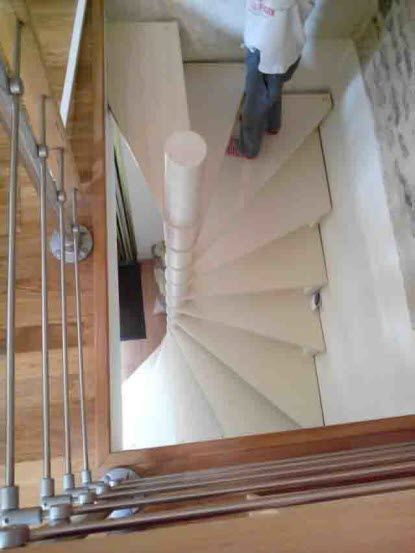 Square spiral staircase - ESCALIER DESIGN 14 - contemporary / wooden ...