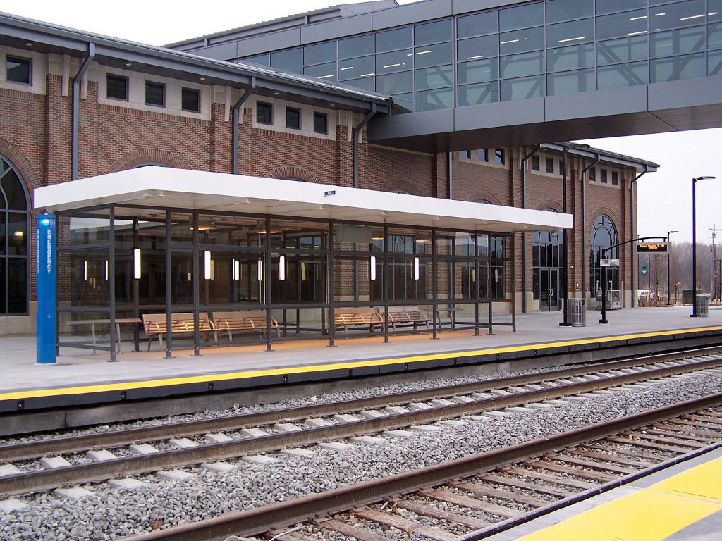 Aluminum bus shelter - BRT - Brasco International Inc. - tempered glass ...