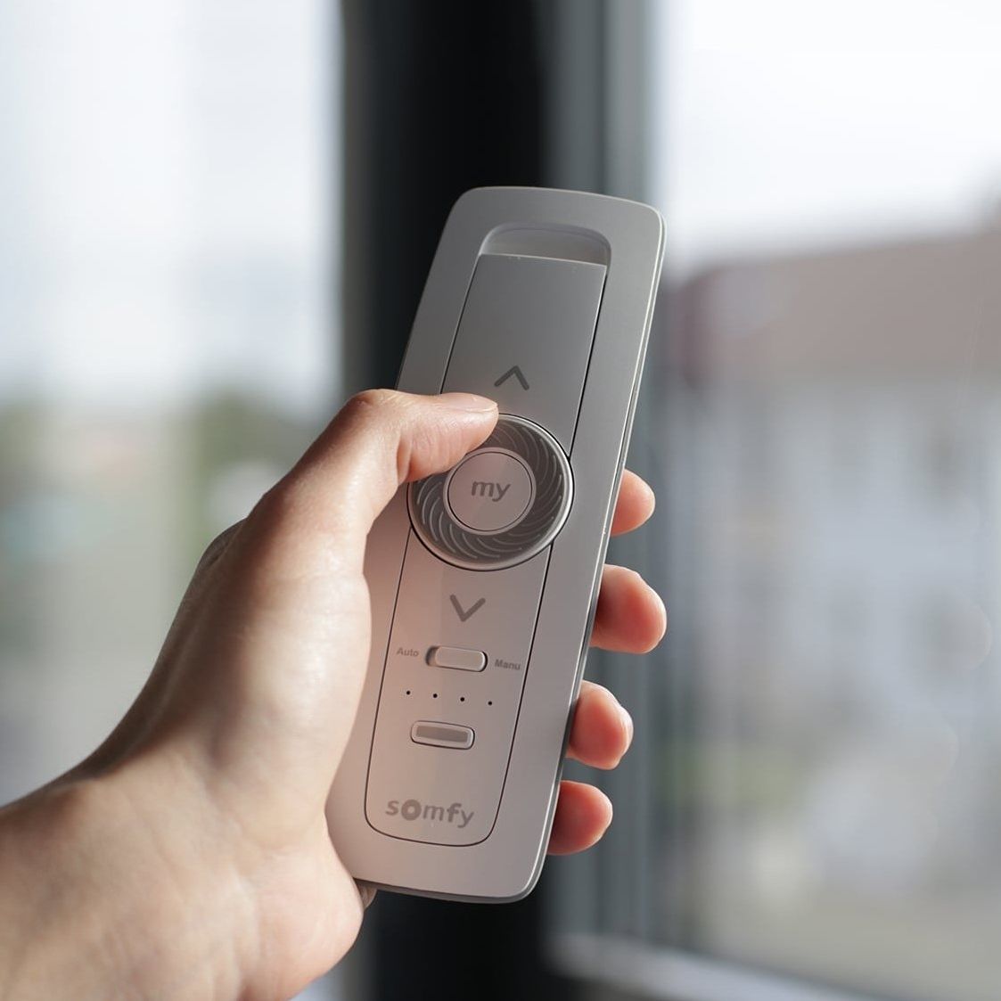 Sun protection remote control - SOMFY - Kadeco Sonnenschutzsysteme GmbH ...