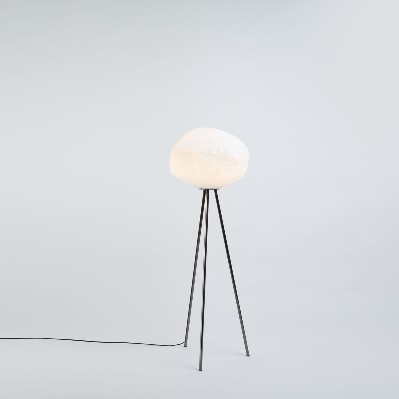 Floor-standing lamp - GEMO P - Parachina - steel / blown glass ...