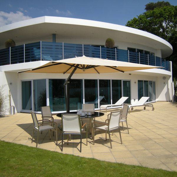 Side post parasol - SUMMER - Poggesi - fabric / metal / commercial