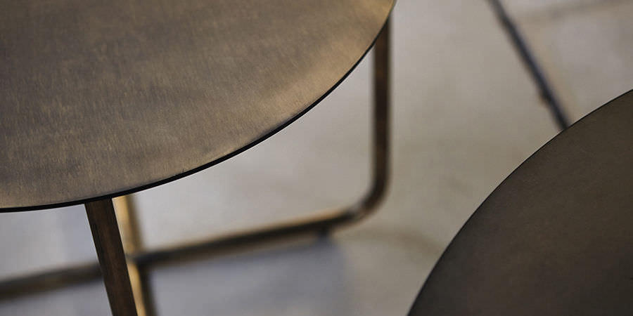 Contemporary side table - SIMPLY - Indesign Living - metal / round / home