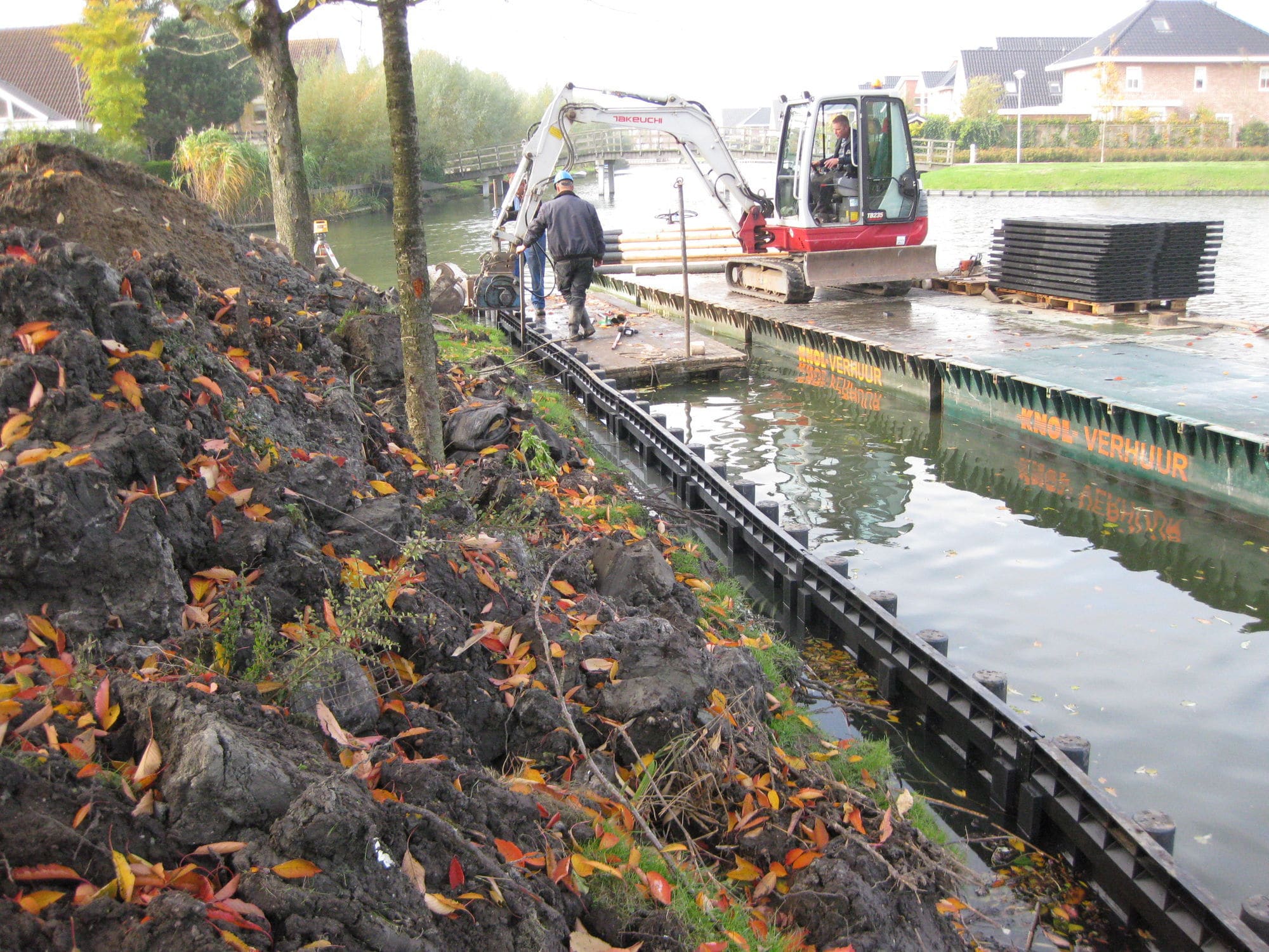 Plastic Retaining Wall System