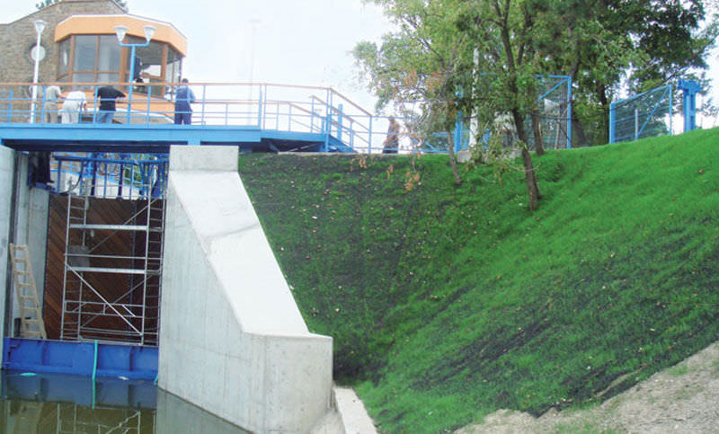 Reinforcement geogrid - NAUE CLAMP - NAUE - polyester