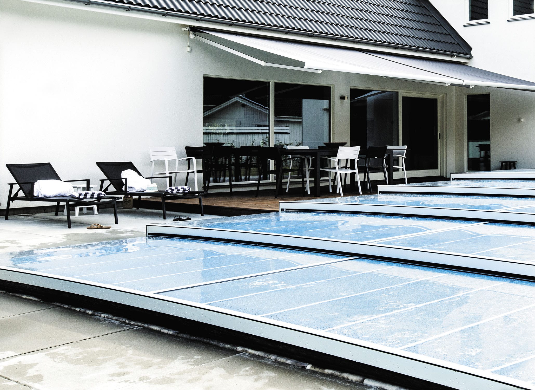 Flat swimming pool enclosure - ALVA - Gullberg & Jansson AB - sliding ...