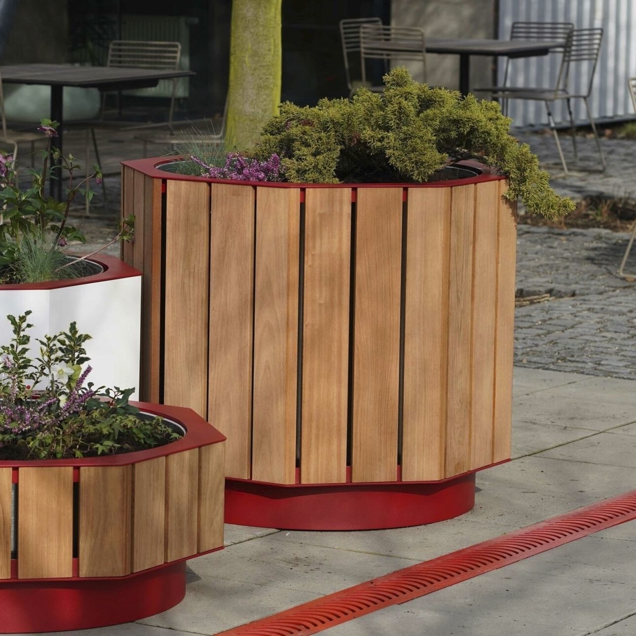 Oiled wood planter - A30-310 - egoé - solid wood / steel / galvanised steel