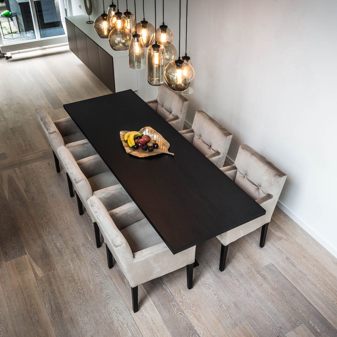 Contemporary dining table - Unik - oak / lacquered wood / natural oak