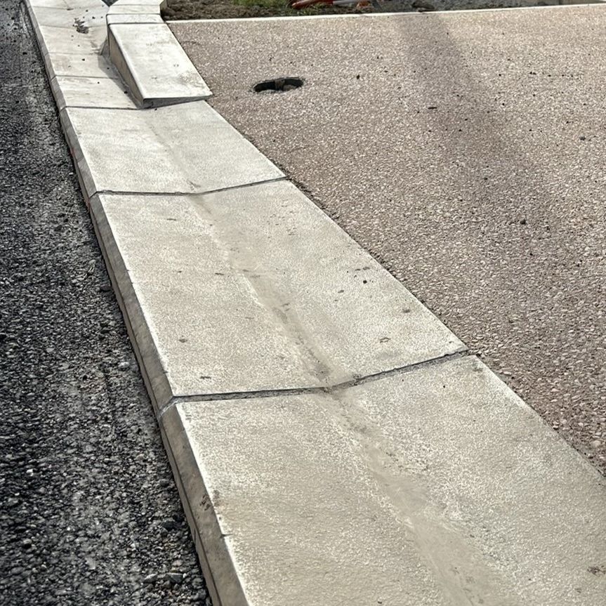 Double-slope drainage channel - CACC1 - REPLIK - paved / concrete / for ...