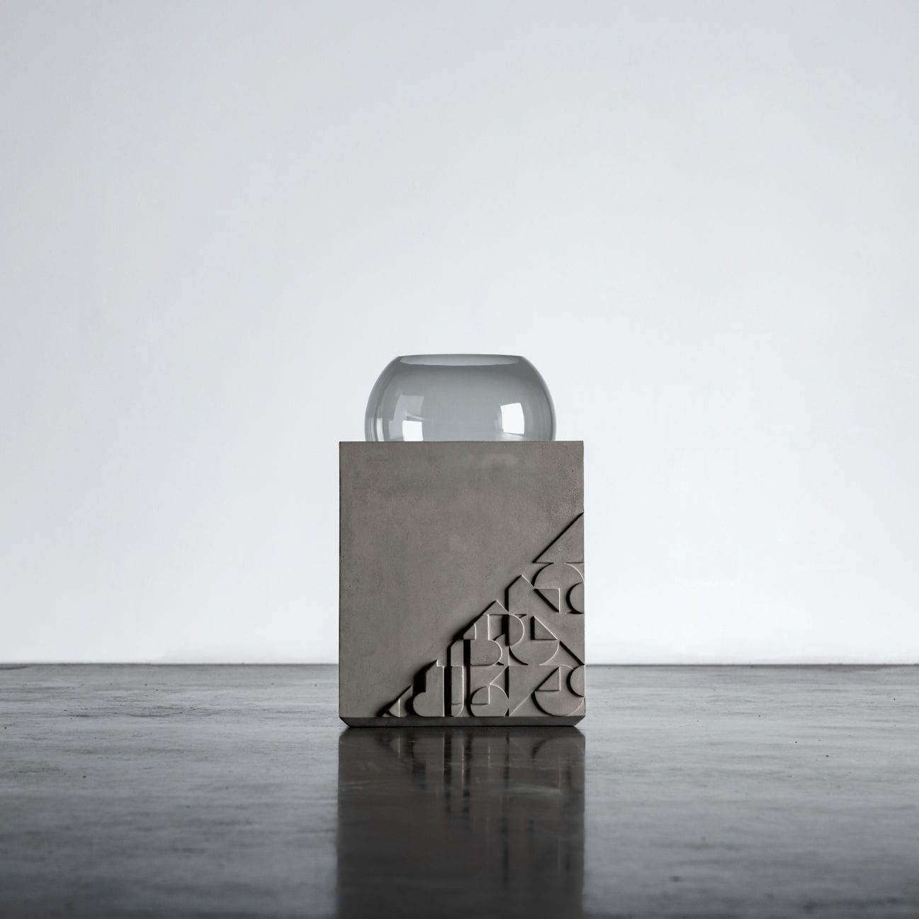 Contemporary side table - CURB - Lyon Béton - blown glass / fiber ...