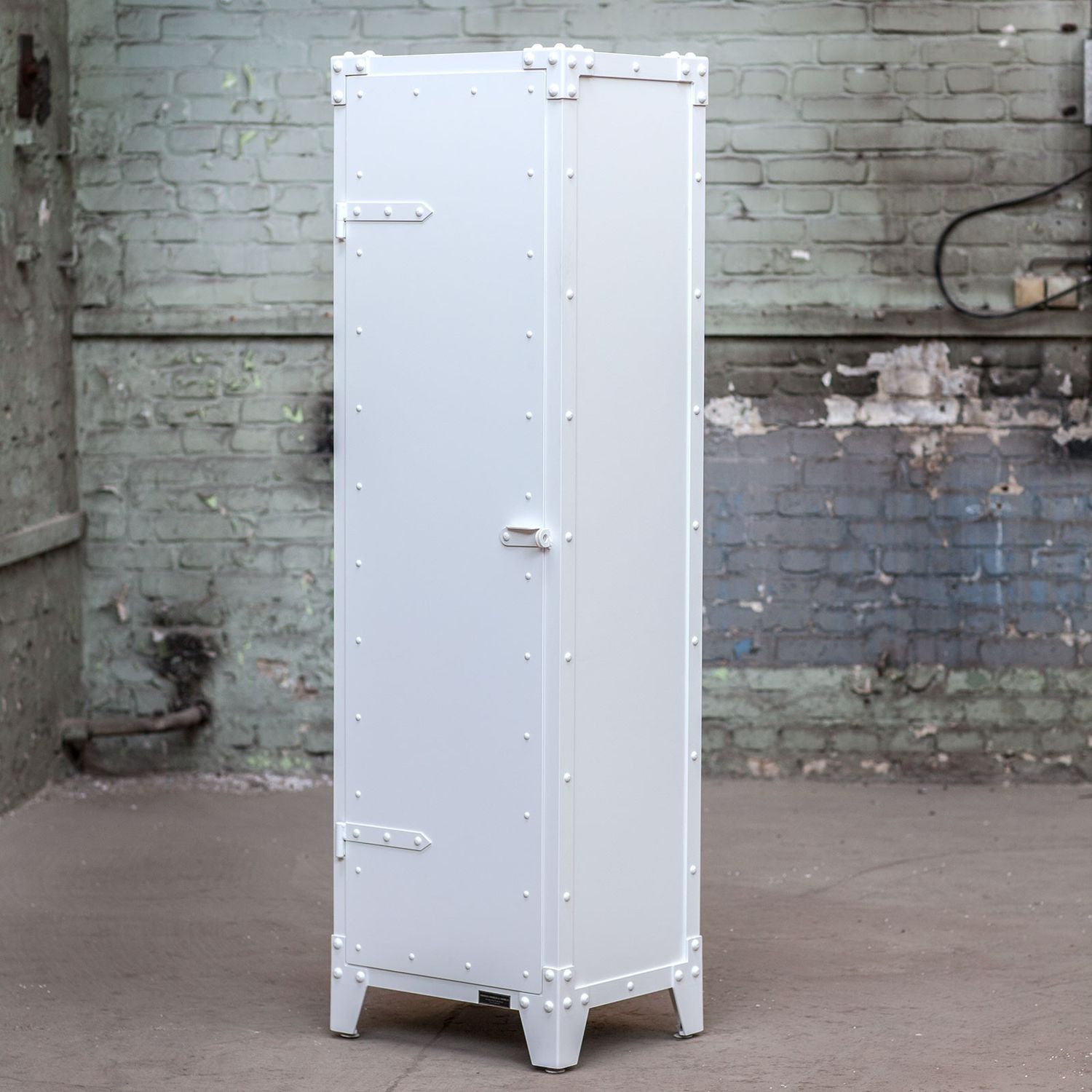 Indoor column cabinet - PX 1 - NOODLES NOODLES & NOODLES CORP ...