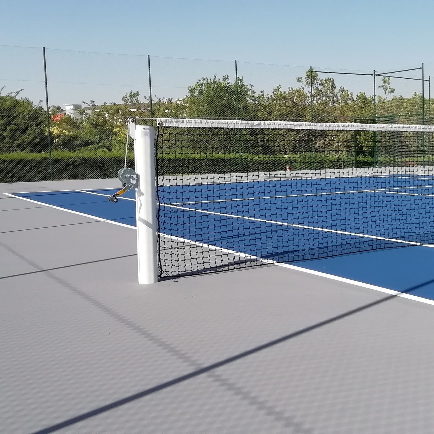 Fixed tennis post - D.11 series - LAUSIN Y VICENTE S.L. - wheeled ...