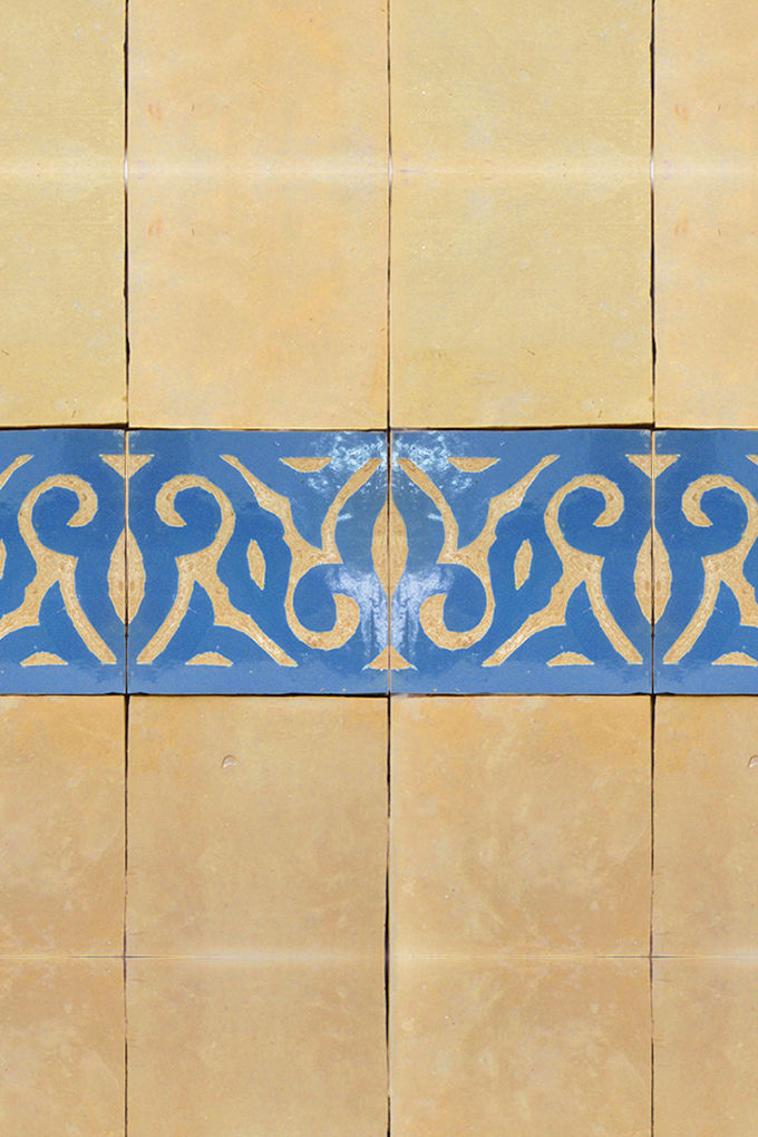 Glazed ceramic border tile - CHISELED - New Terracotta - clay / wall ...