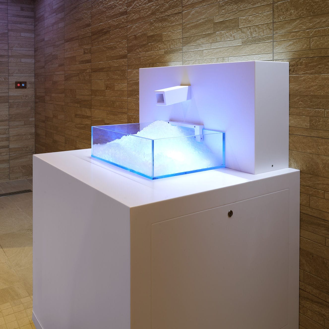 Spa ice fountain - Carmenta Wellness